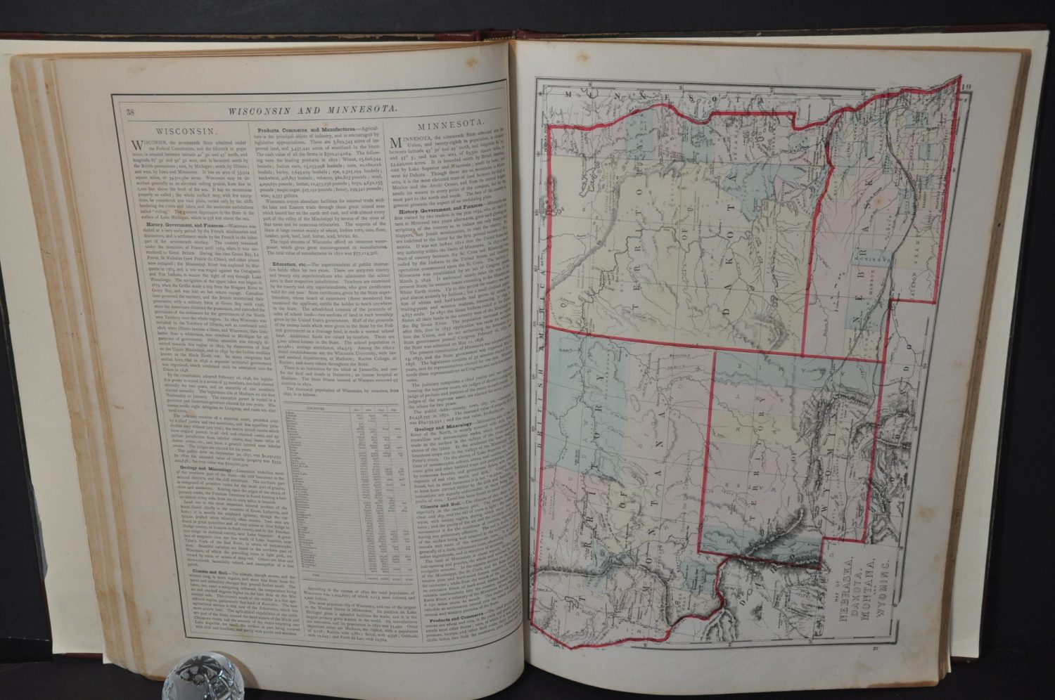 Historical Atlas of the World Illustrated - Curtis Wright Maps