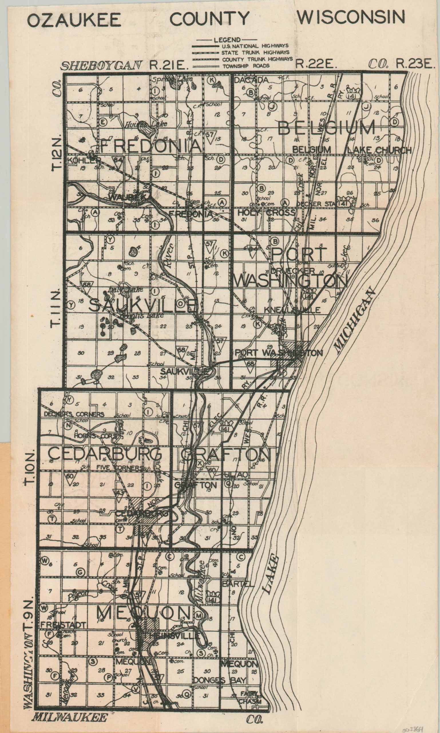 Road Map of Ozaukee County, Wisconsin [Title on Cover] - Curtis Wright Maps